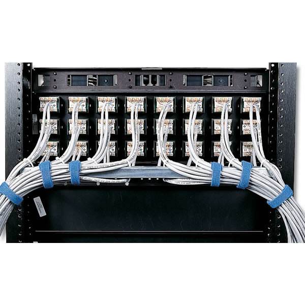 https://files.siemon.com/e-catalog/photos/cable-management/rear-cable ...
